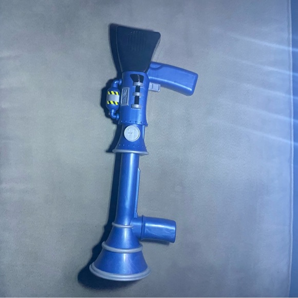 Minions | Toys | Euc Minions Fart N Fire Supersize Blaster With Fart ...